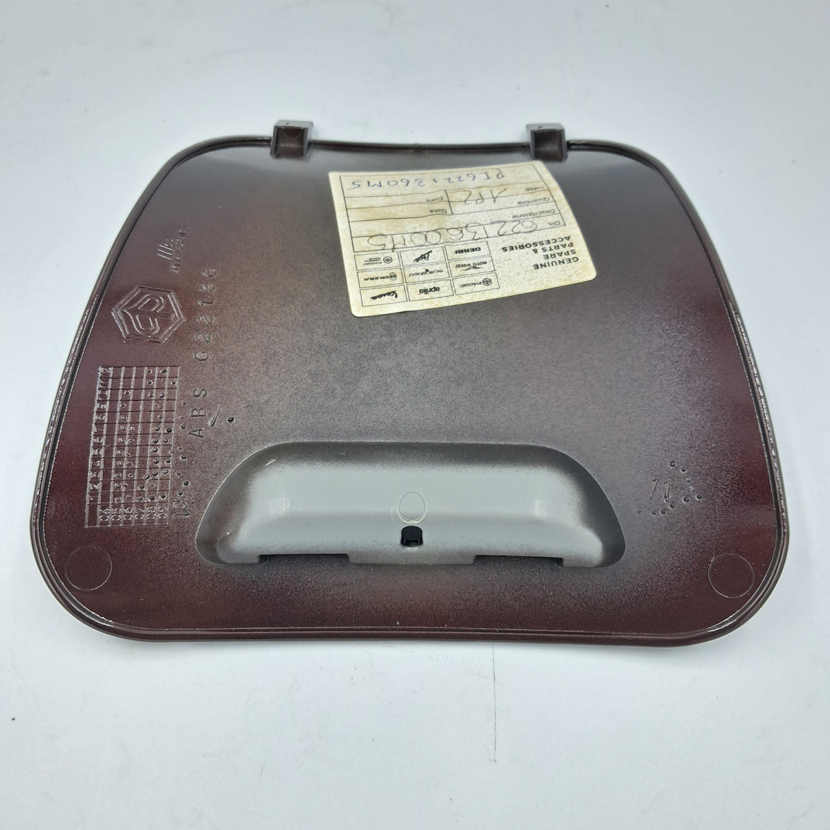SPARK PLUG INSPECTION HATCH VESPA LX 125 pn:PI6221360M5 – Duseja Moto